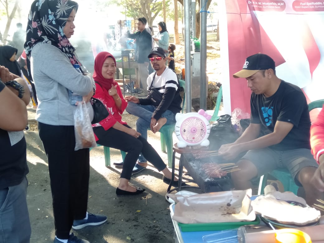 Berburu Olahan Daging Kuda di Arena Gebyar UMKM | Penatenggara.com